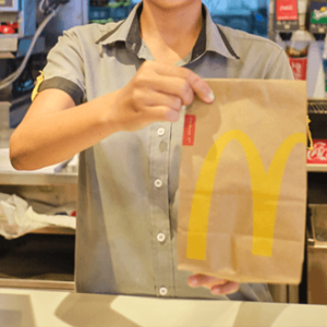 Careers - McDonald's: Burgers, Fries & More | McDonald's Pakistan